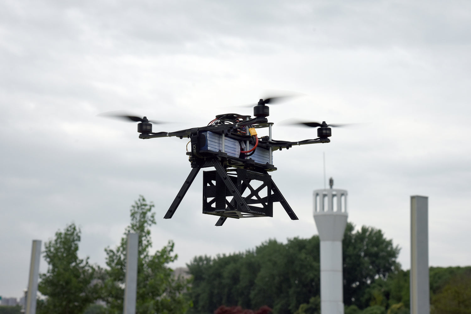 What is the difference between FPV drones and regular drones? – UAV Crafts